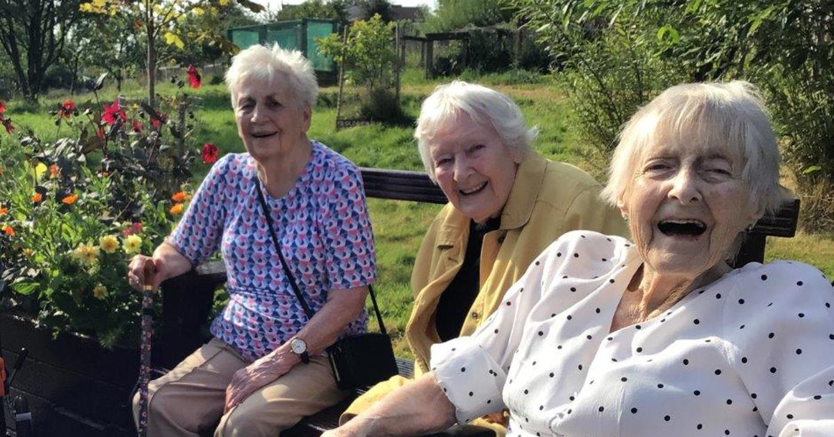Milngavie residents enjoy the natural beauty of Lambhill Stables