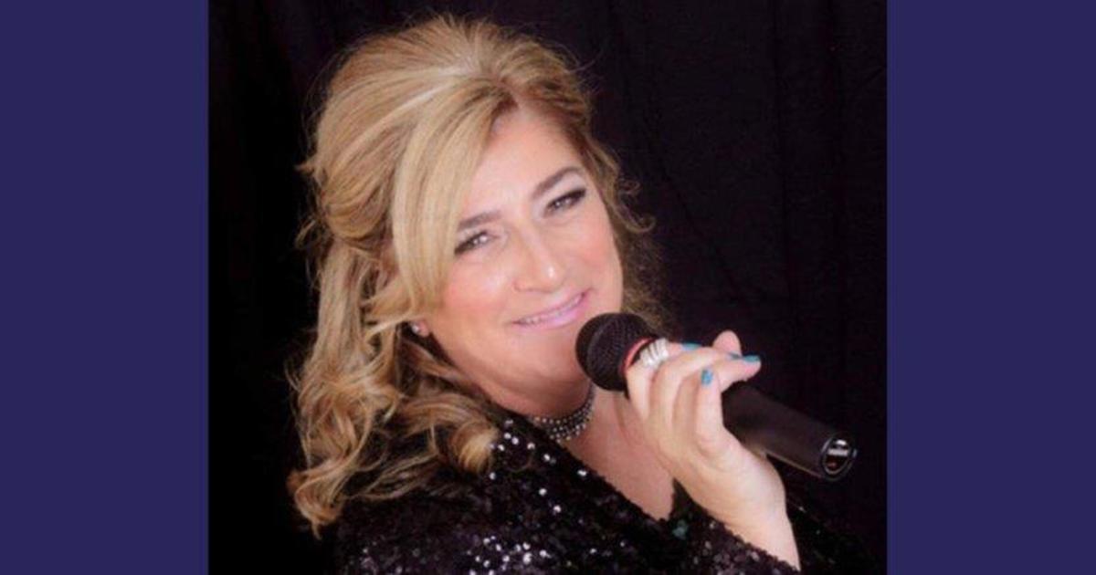 Newton House residents get their dancing shoes on for special lunch